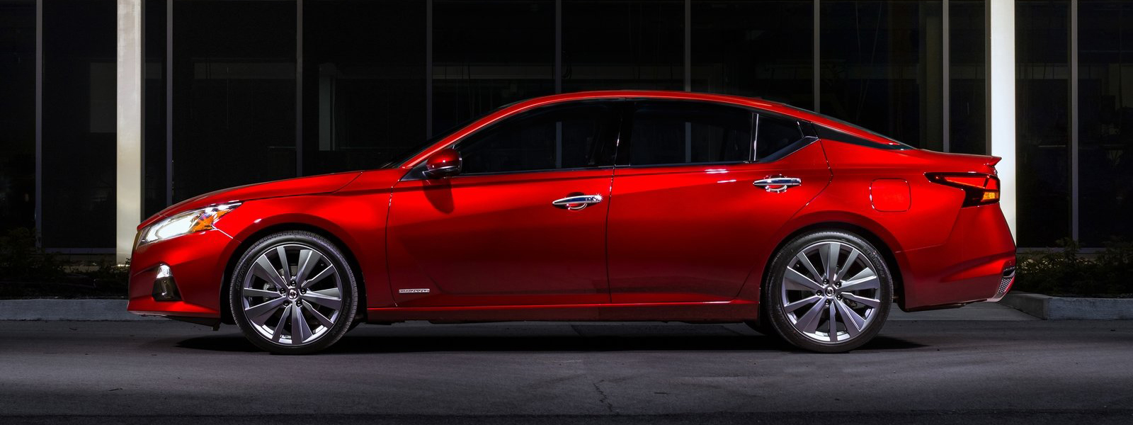 Nissan Teana 2019 новый кузов, цены, комплектации, фото, видео