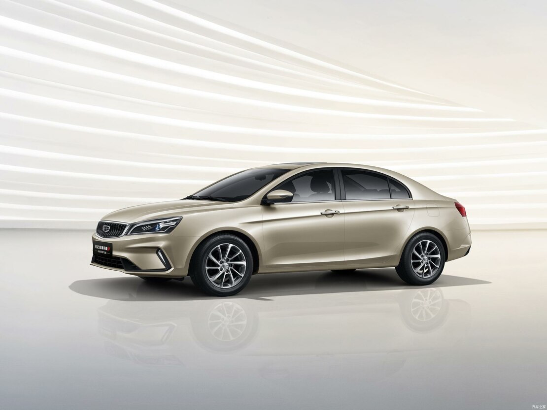 Geely опубликовал тизерное фото салона Emgrand SS11 2021