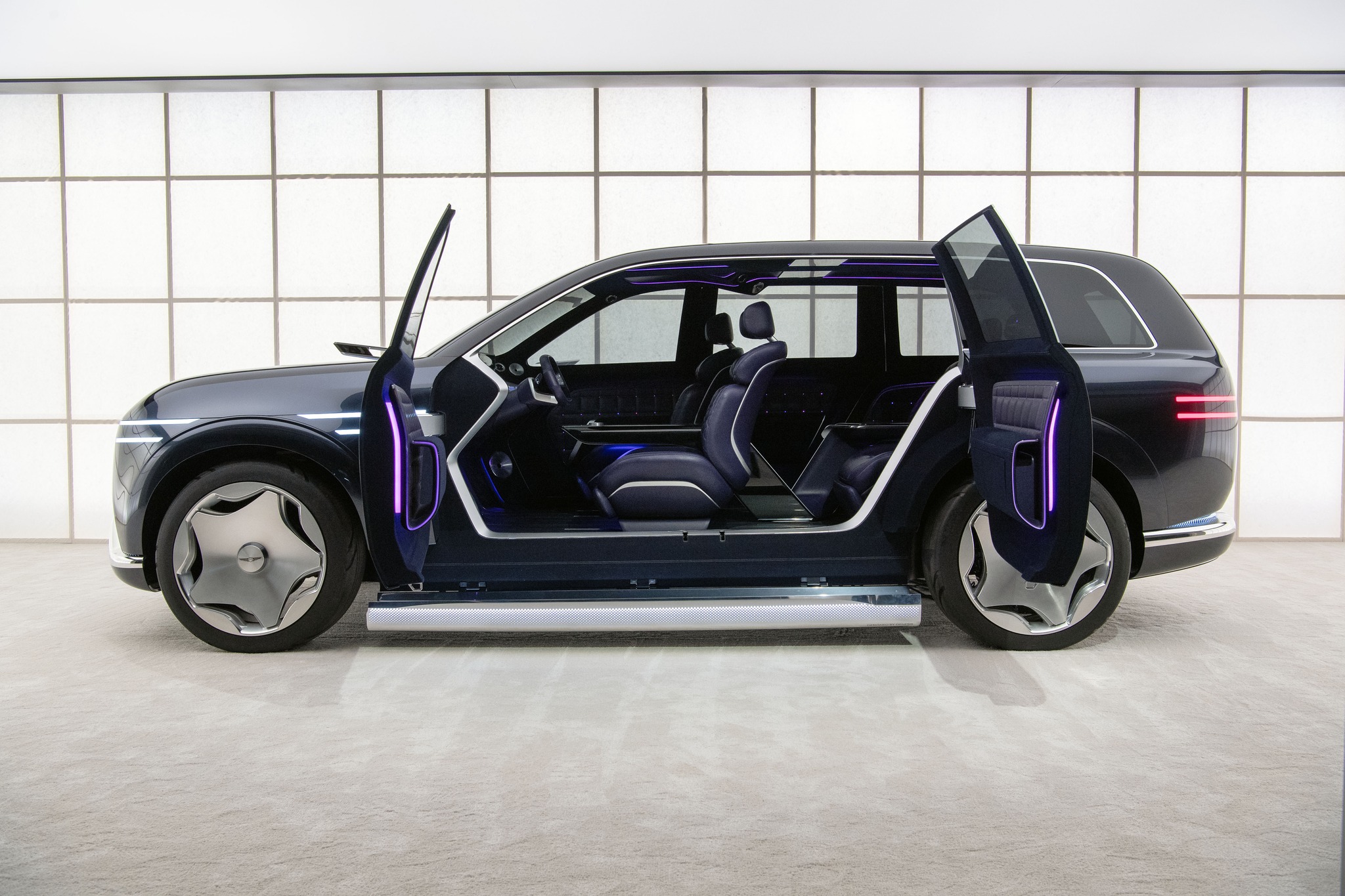 Genesis GV90 2025: названа стоимость самой дорогой версии